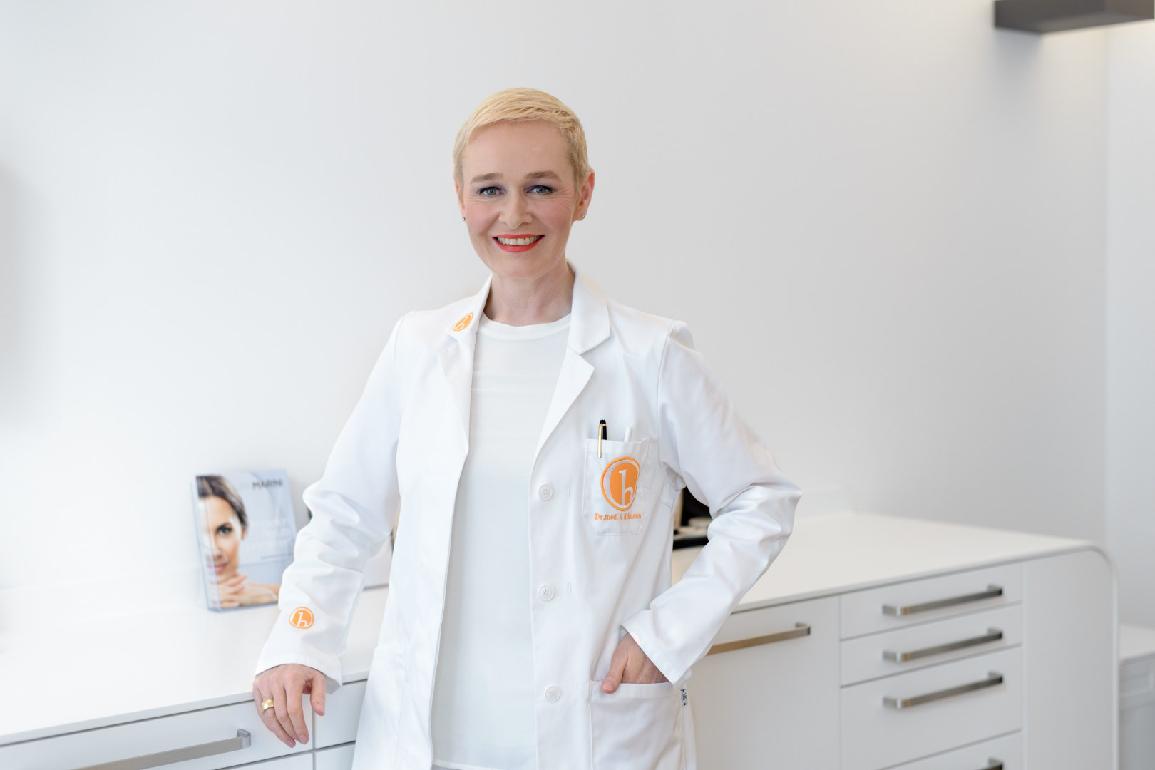 Dr. med. Simone Hellmann | Natural beauty in line with your own individual anatomy