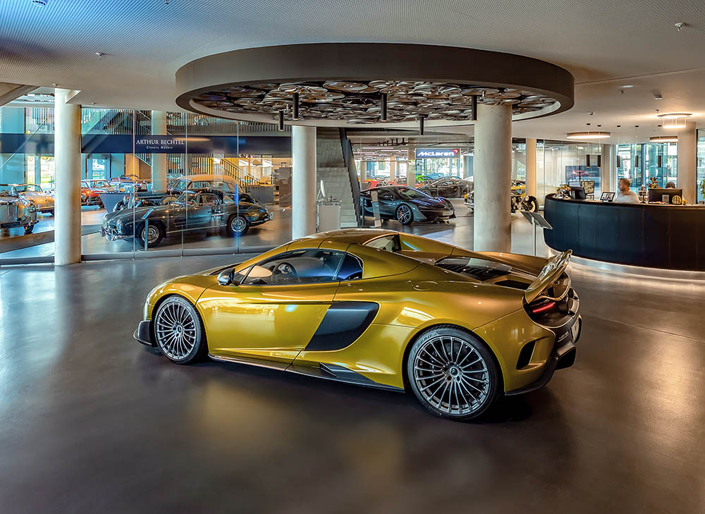 V8 HOTEL: Automotive experiences at full speed | Discover Germany