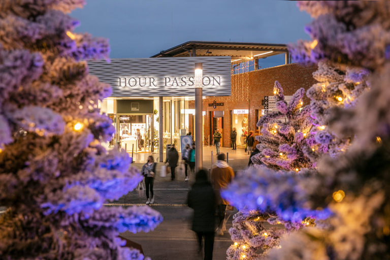 Outletcity Metzingen: WELCOME TO ONE OF EUROPE’S LARGEST