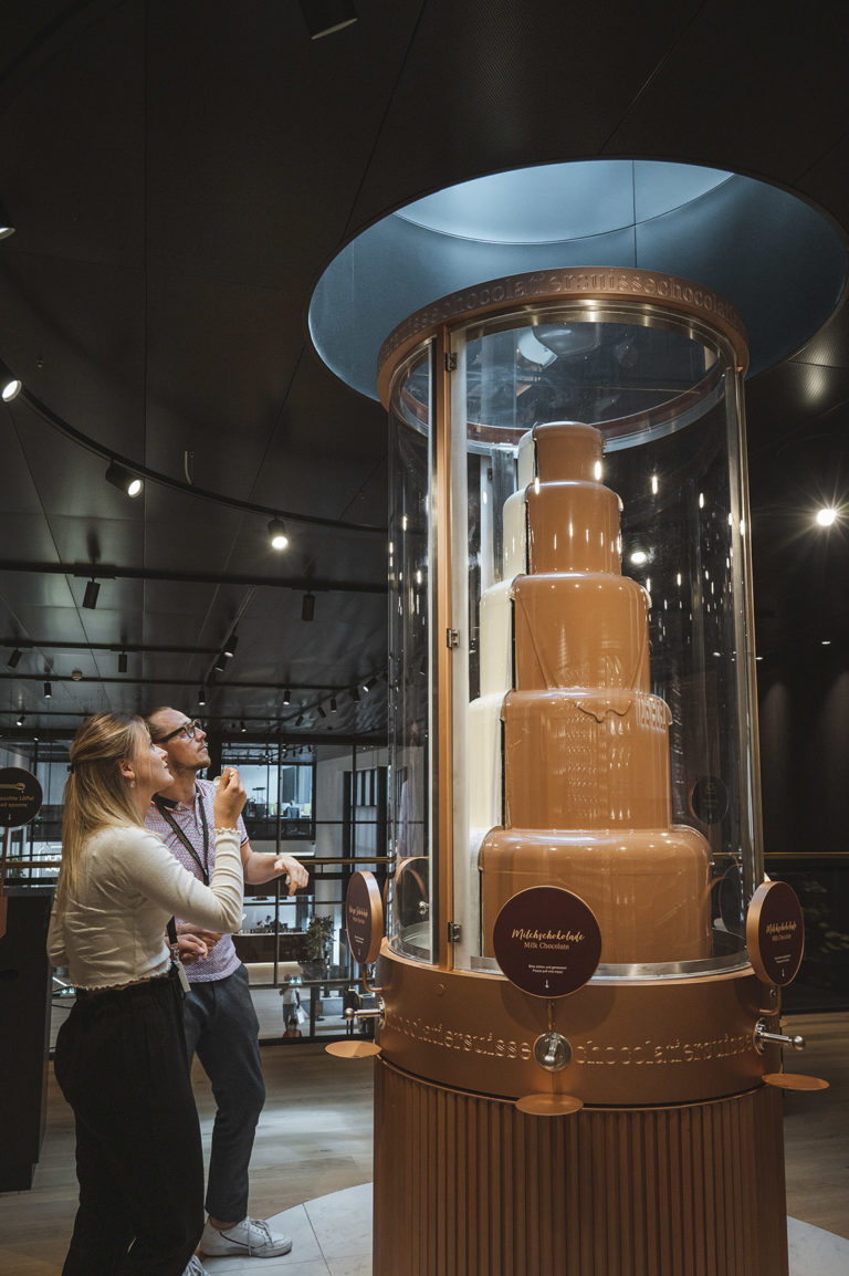 Läderach: EXPLORING THE SECRETS OF SWEET CHOCOLATE