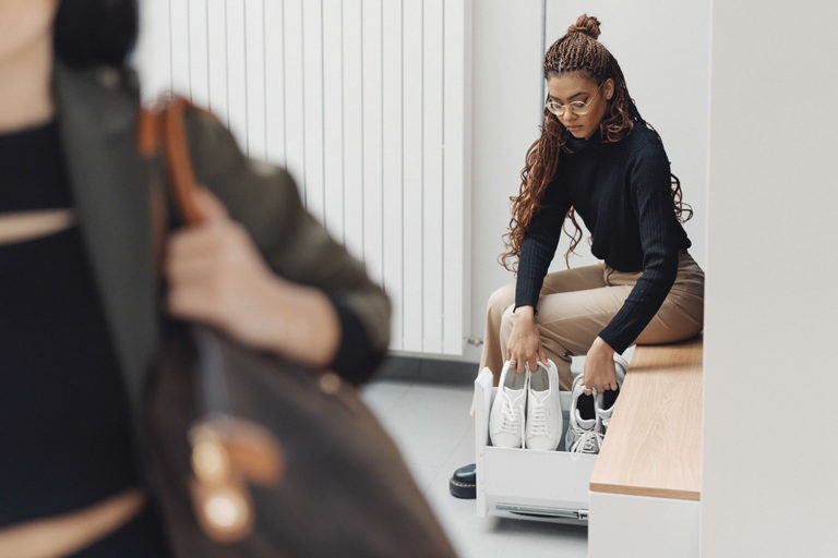 Zippsafe: PLENTY OF SPACE WITH SMART SOFT STORAGE