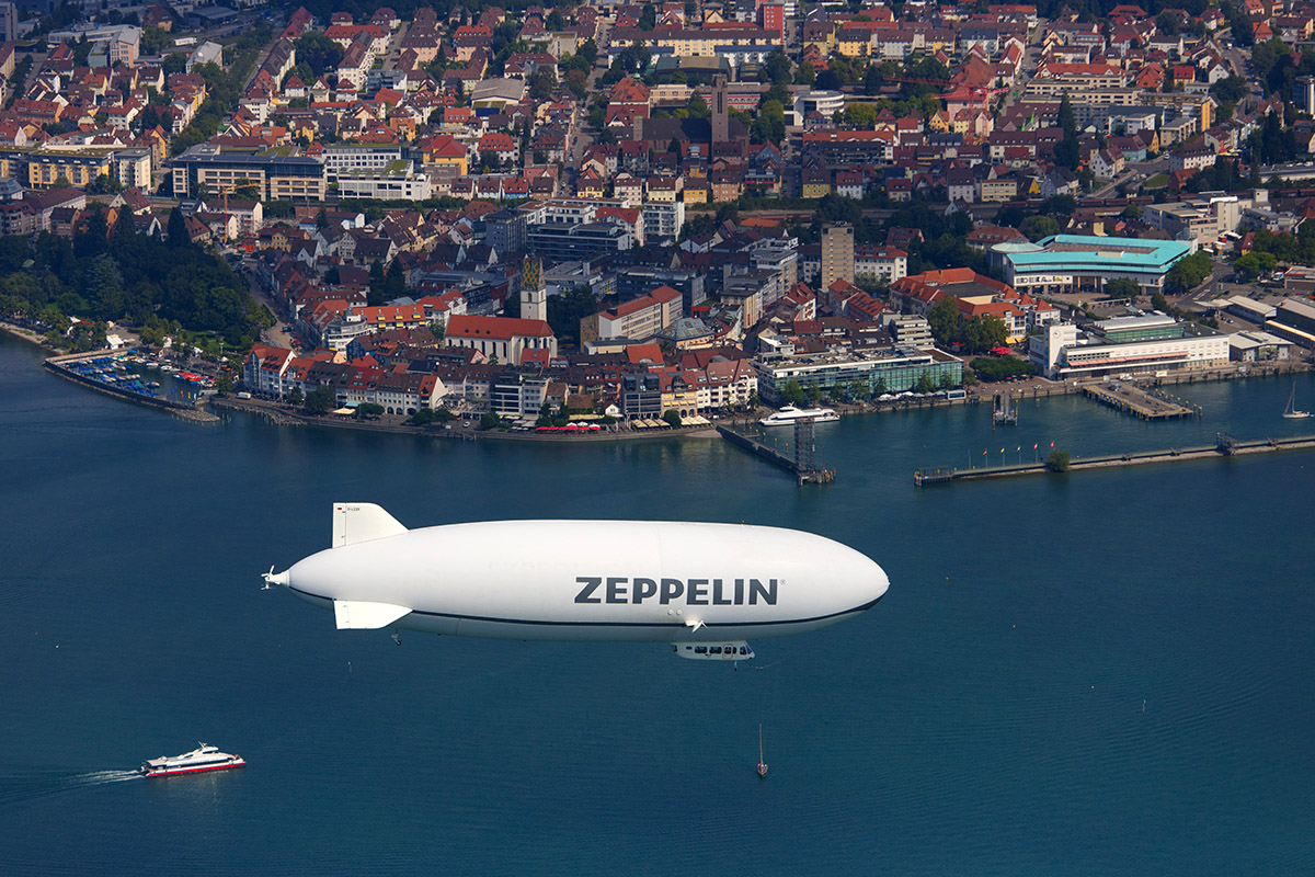 Zeppelin Rundflug Friedrichshafen