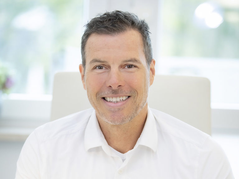 Dr. Christian Schrank: Responsible surgical art